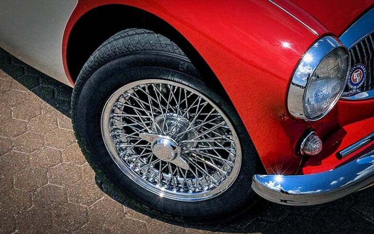 8 Tips for Proper Classic Car Maintenance | American Collectors Insurance